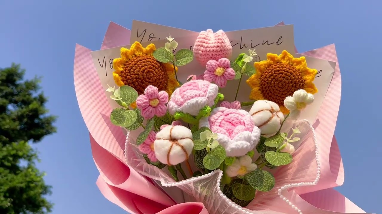Floral Symphony: Handmade Crocheted Flower Bouquet in Pink #handmade #hypoallergenic #mothersday 