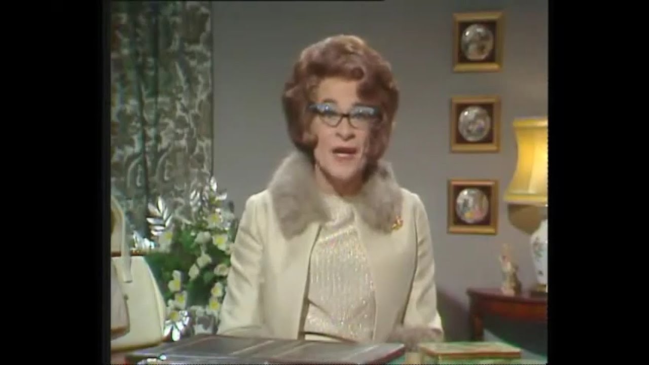 Stanley Baxter's Christmas Box (1976)