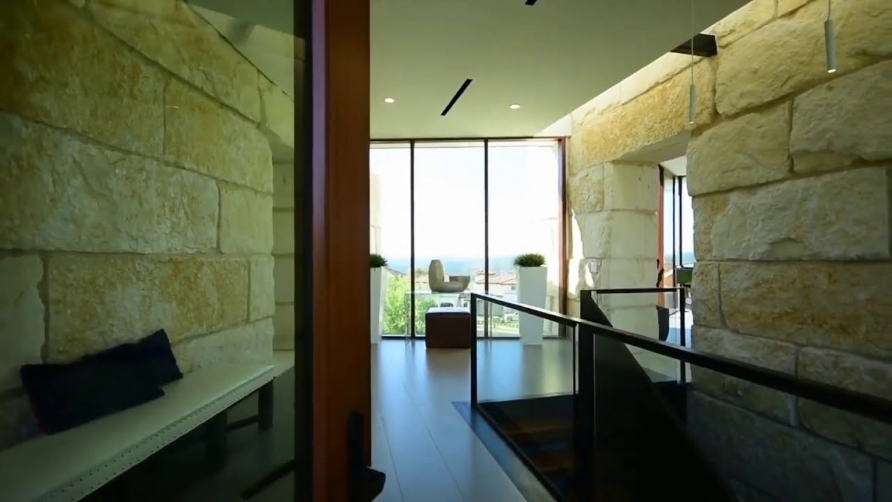 Modern Texas Limestone Stone Construction - Hill Country Stone Home Builder