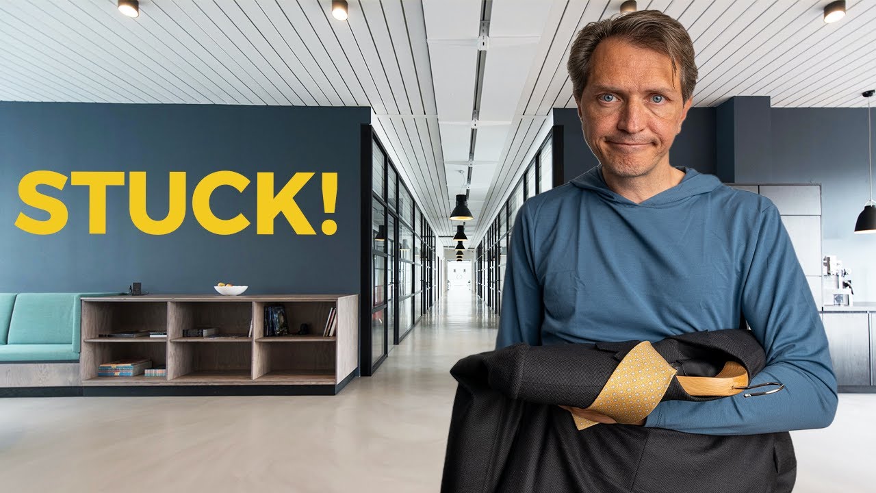 When Your Career Is Going Nowhere Fix These 3 Issues!