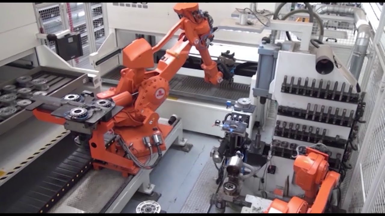 Modula Warehouses with Anthropomorphous Robots