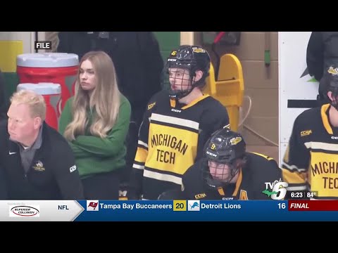 Isaac Gordon named CCHA Preseason Player of the Year