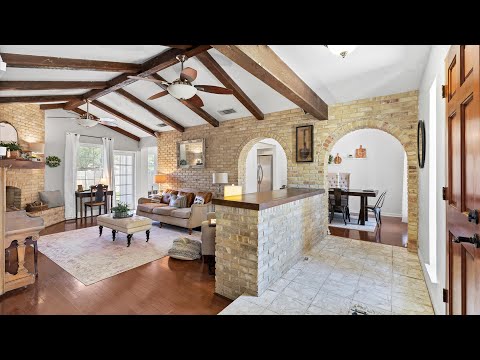 1703 redwood St. Seguin