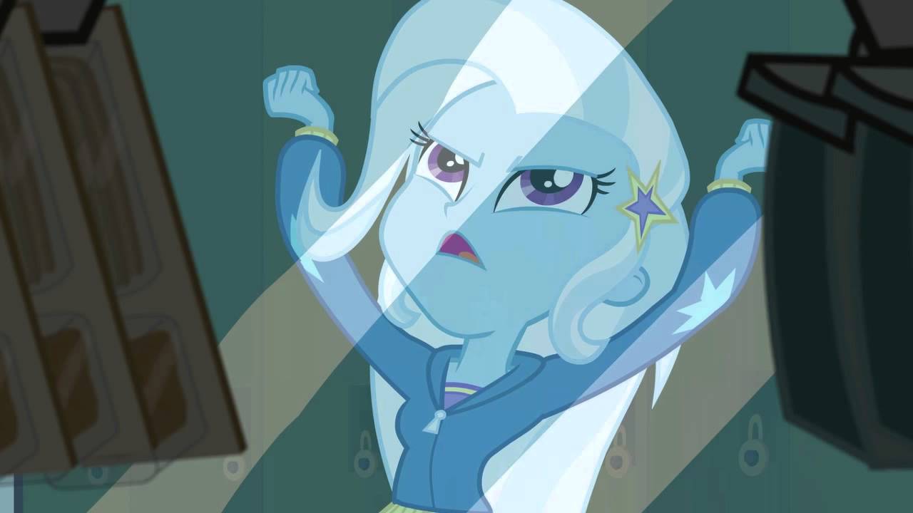 THE GREAT AND POWERFUL (human) TRIXIE...