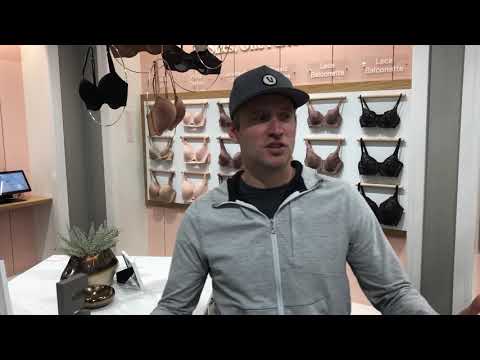 Tap Here Demo at Modern Retail Collective at Mall of America