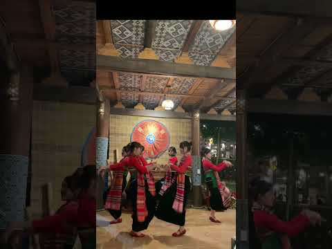 Les danses à Pù Luong #asiavivatravel #vietnamvoyage #voyageauvietnam