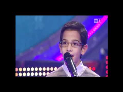 Piccolo Coro dell'Antoniano, Martina S. & Riccardo S. - Adeste Fideles - Natale 2010