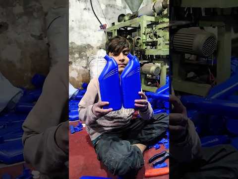How Blue Plastic Harpic Toilet Cleaner Bottle Are Made Inside the Factory!