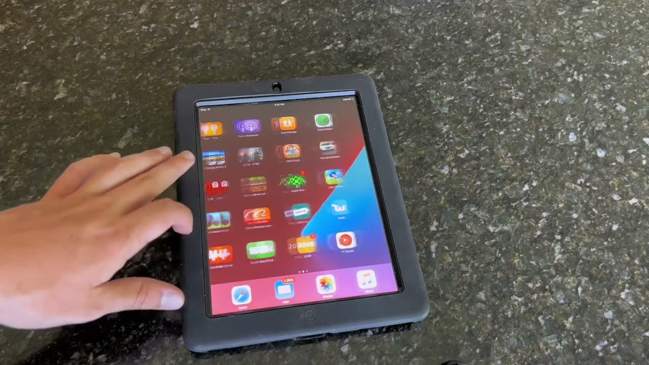 iPad 2 in 2023! (A Full Review)