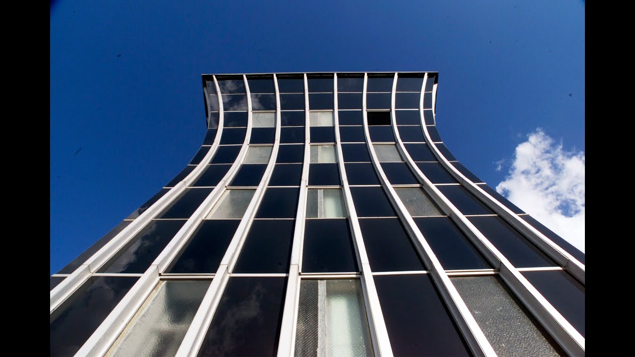 Panel recommends historic status for Mueller airport tower