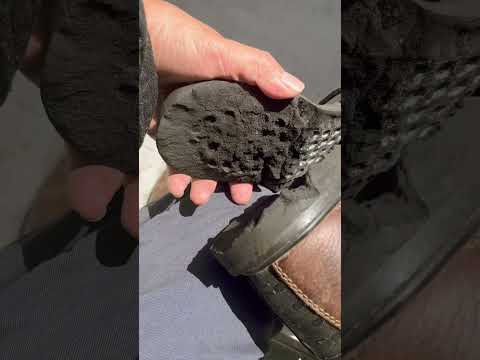 Mack boots defective sole .