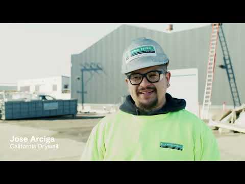 New Element Guard® Exterior Paint - Low Temperature Application | Benjamin Moore