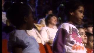 Sharon, Lois & Bram - Mairzy Doats Lyrics Meaning | Lyreka