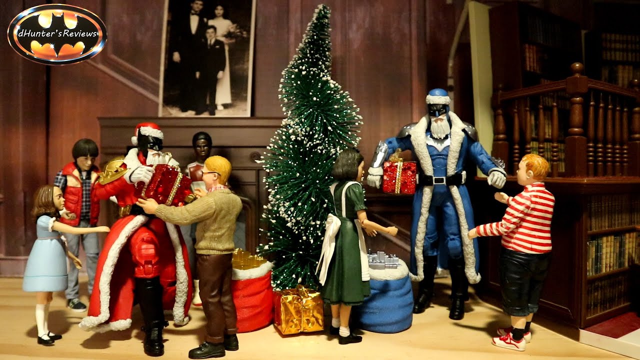 McFarlane DC Multiverse Santa Batman Red & Blue Christmas Action Figure Review & Comparison