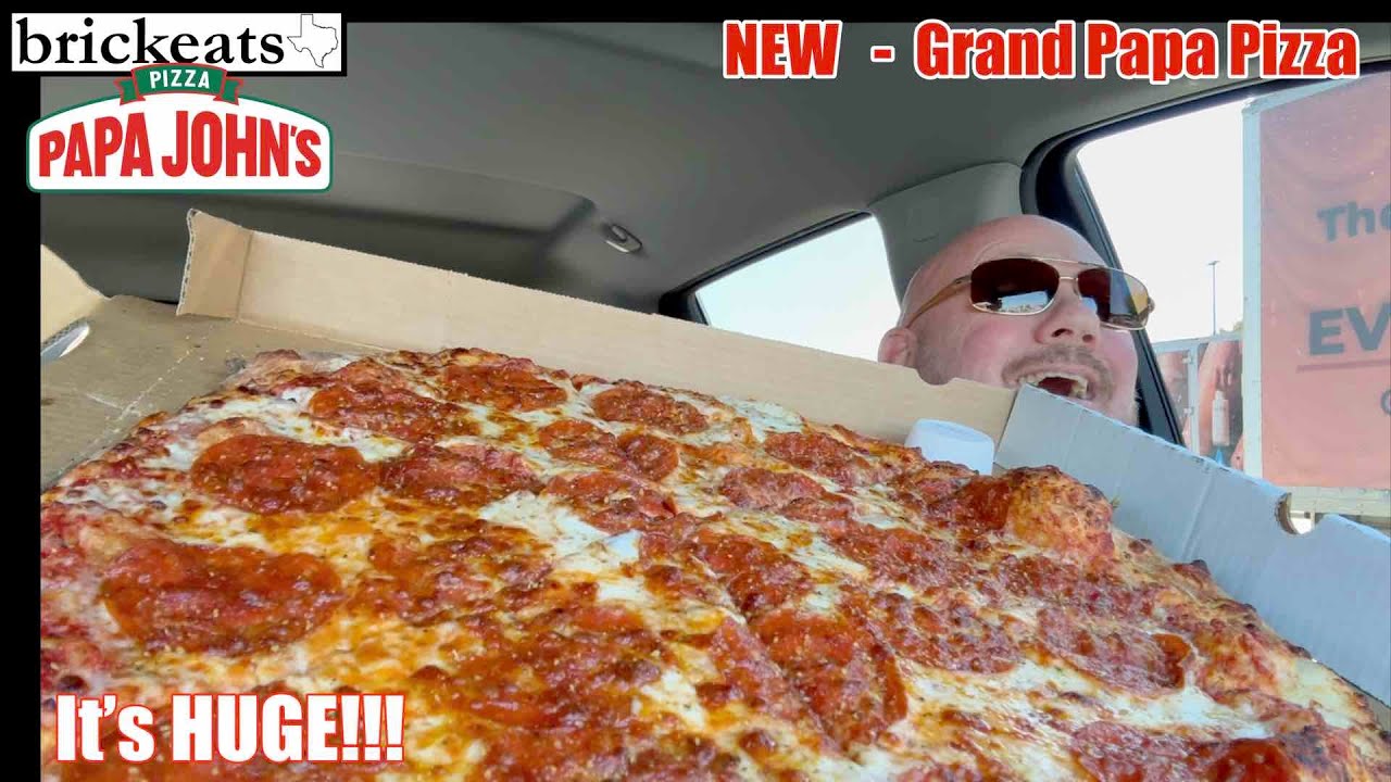 Papa John’s NEW Grand Papa Pizza Review – The BIGGEST Pizza Yet?! 🍕👀