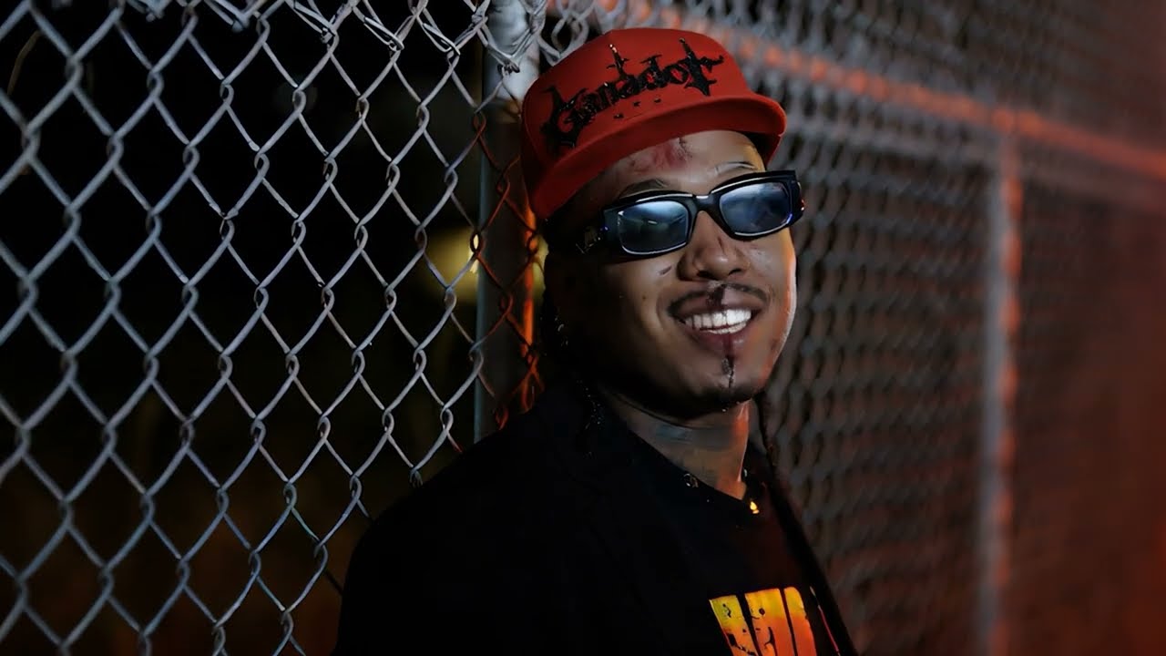 FUMA Y SEDA by La Makulada from Dominican Republic | Popnable