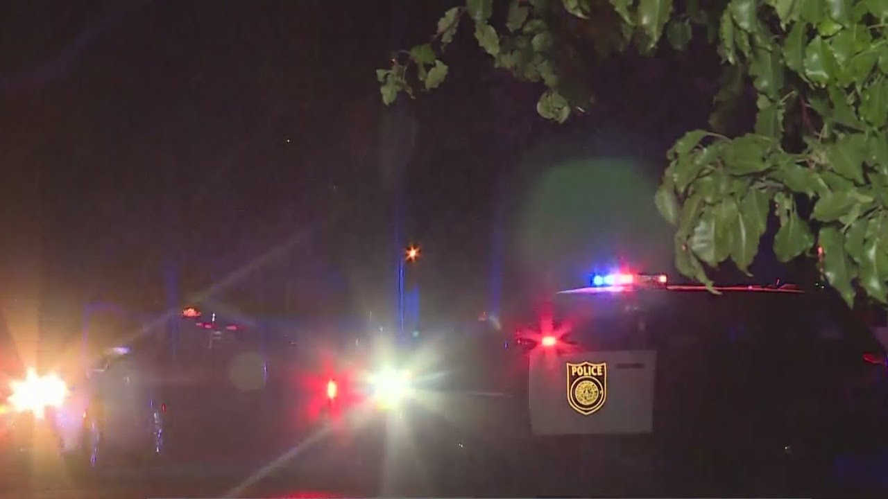 Sacramento police arrest suspect after standoff