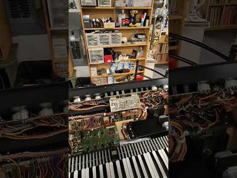 Crumar digital synthesizer DS 2 #synthesizer #crumar #teardown #electronicsrepair