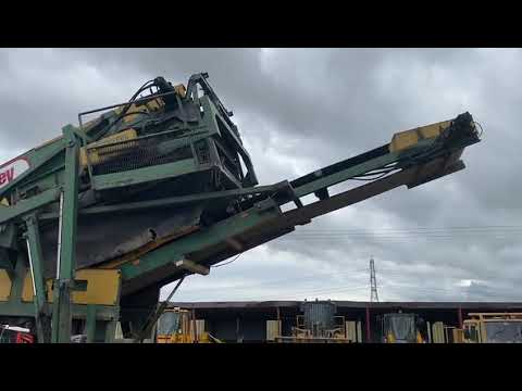 MCCLOSEY SA9000 VOYAGE SCREENER *YEAR 2006 , ONLY 5061 HOURS * FOR SALE