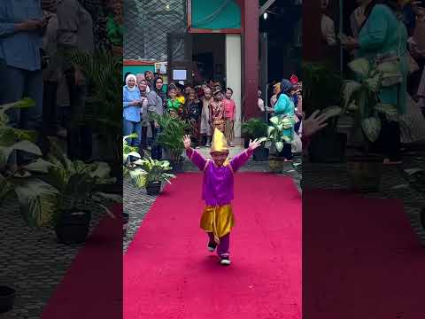 Catwalk Fashion show spesial hari pendidikan Nasional 2023 dulu guys 🥰
