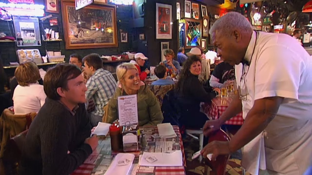 Charlie Vergos' Rendezvous Ribs | Tennessee Crossroads | Episode 2547.1