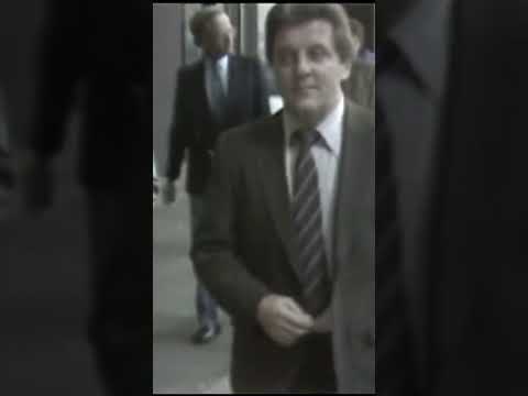 Chicago Mobster Anthony "Tony The Ant" Spilotro Tells The Reporter No Comment