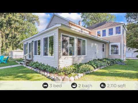 44662 Woodman Dr, Paw Paw, MI