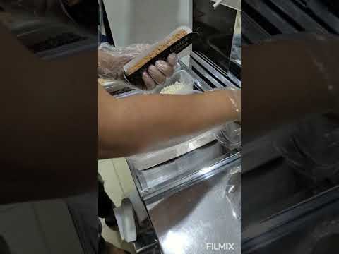 Churros Essence tradicional doce de leite - preparação