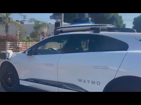 Waymo expanding driverless taxi service to Los Angeles