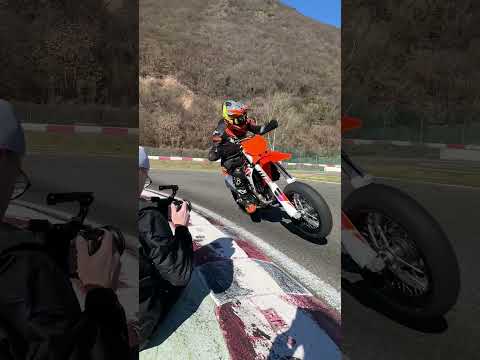 When the track is your playground, the KTM 450 SMR is your best friend!