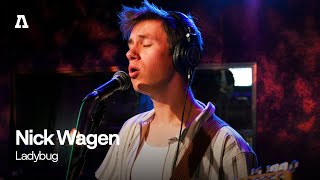 Nick Wagen - Ladybug Text - SongTextes.de