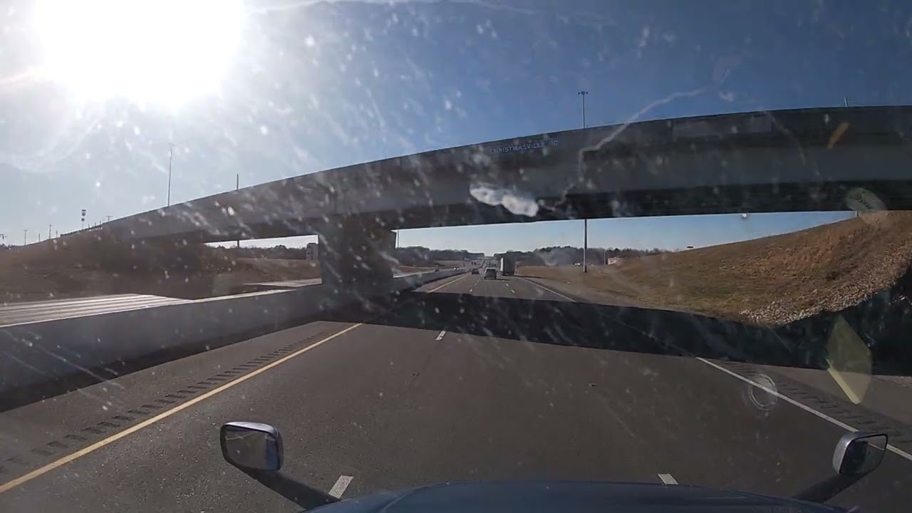 Why flatbed trucks use spread axle trailers