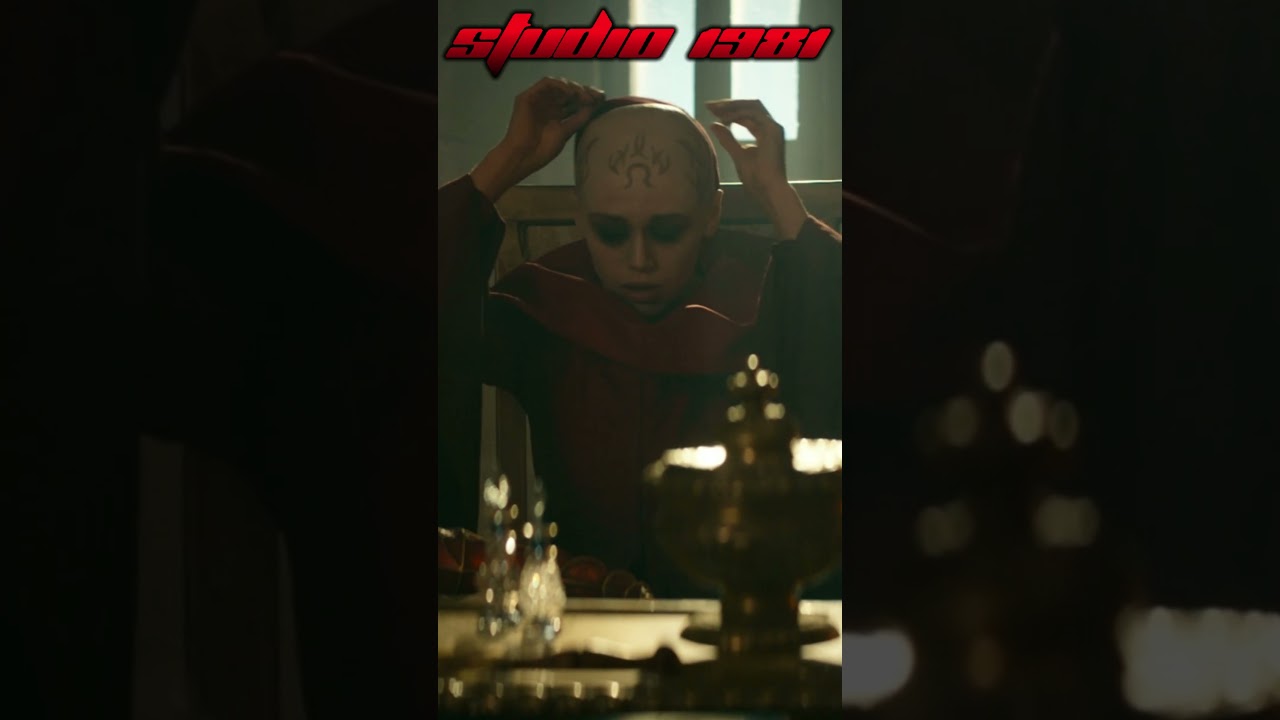 Red Wizard talking to a ghost in Dungeons and Dragons Honor among theives #d&d #dungeonsanddragons