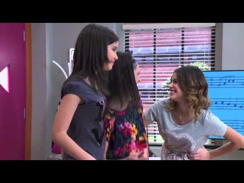 Violetta 2 - En Mi Mundo en italiano con la prima de Francesca