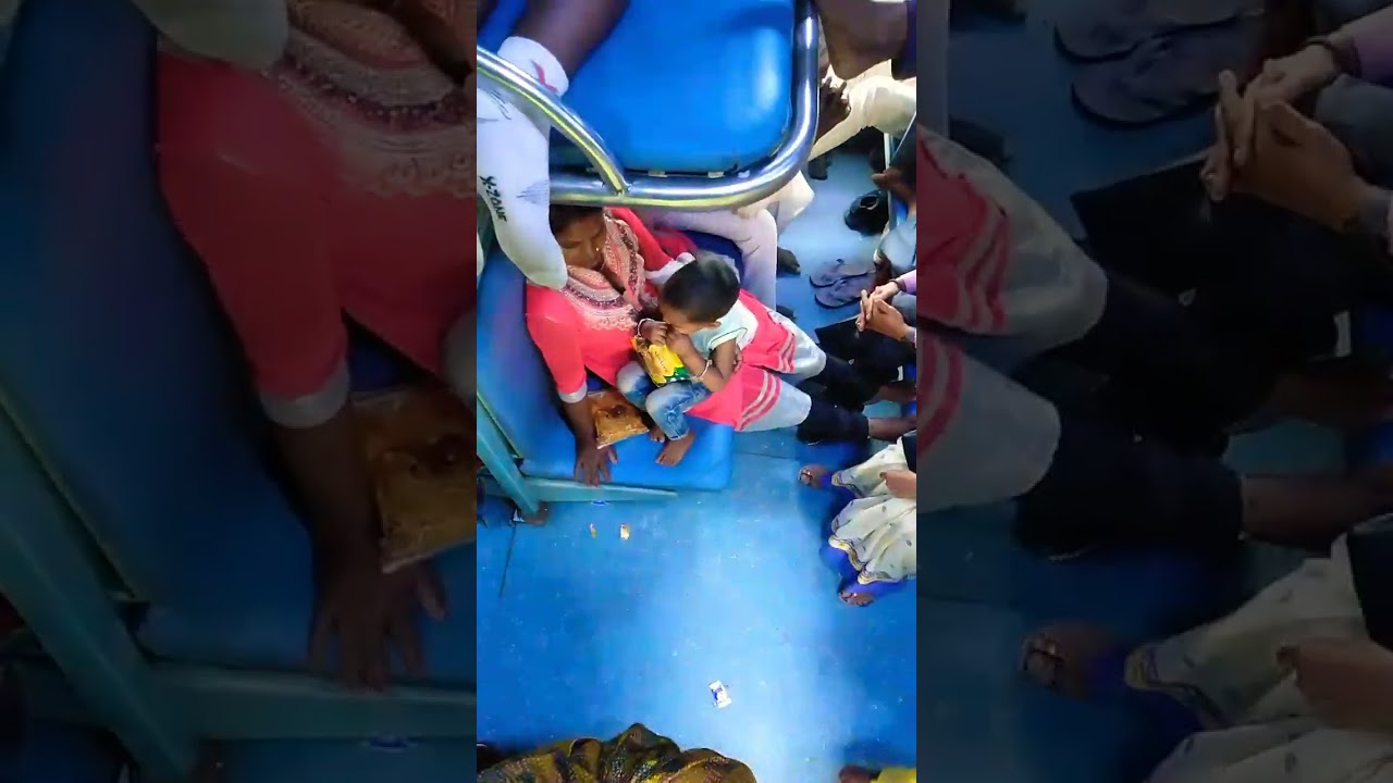Train mein yatra karte samay ka video, Nir Blog