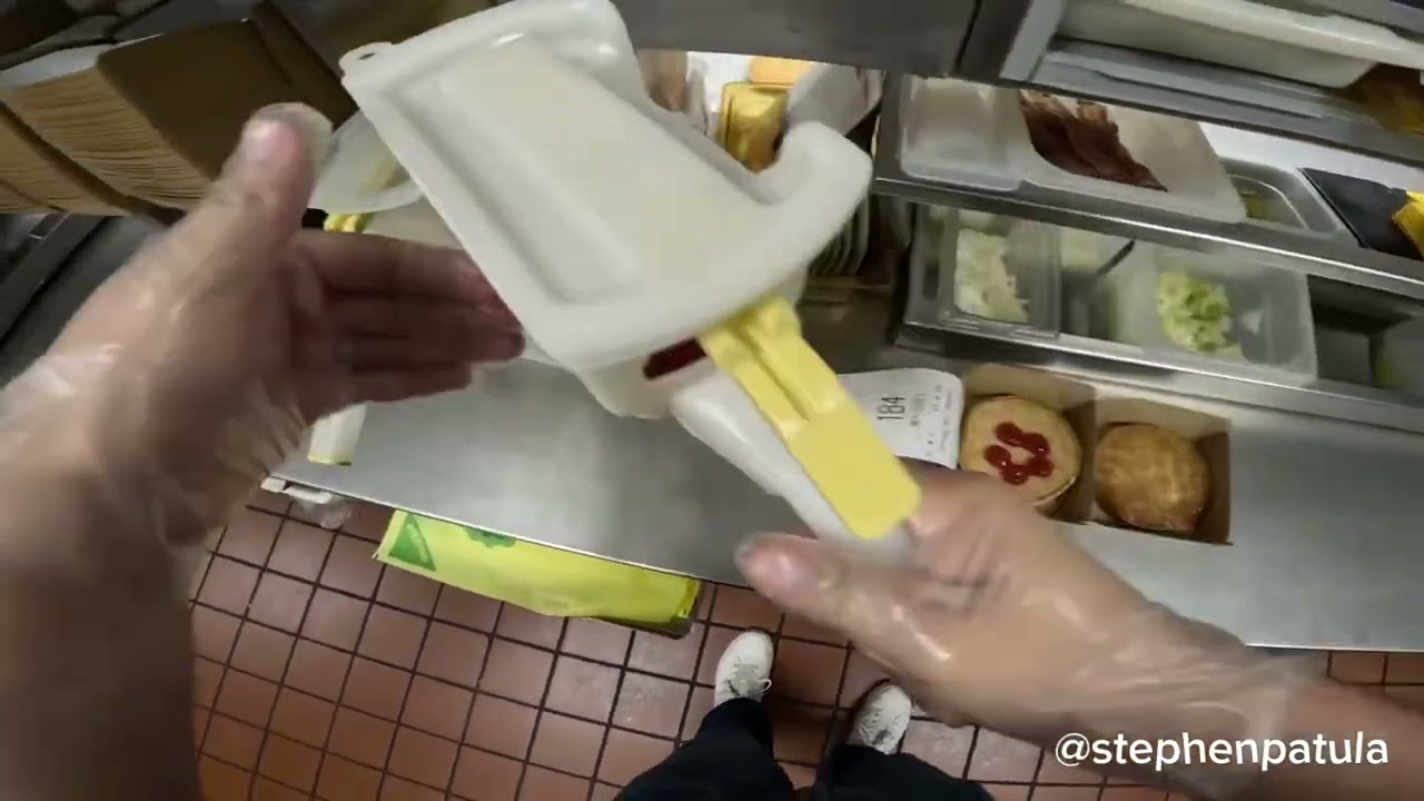 How to Build | Deluxe Quarter Pounder w/ Cheese