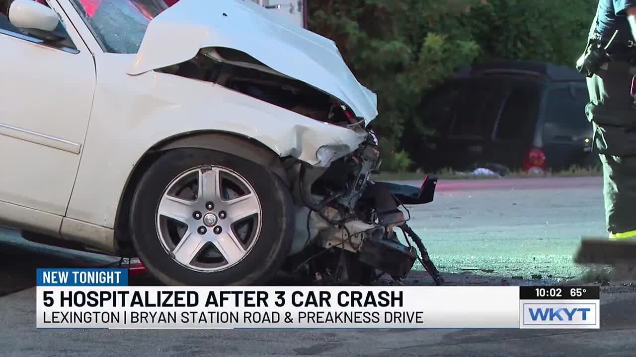 Multiple injured in 3-vehicle Lexington crash