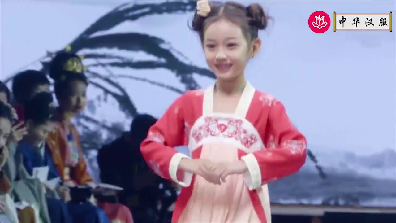 Hanfu Dress Fashion Show