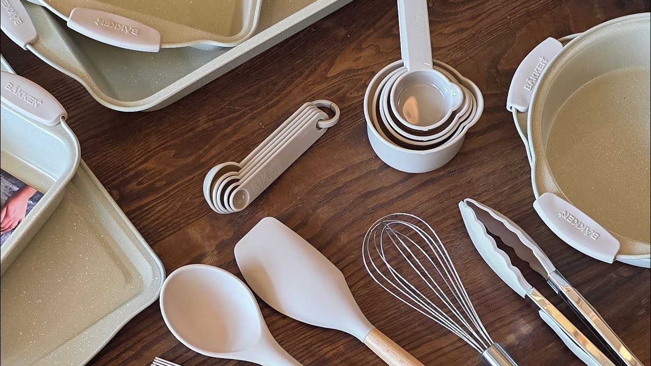 If You Bake Even a Little… You Need This Set 😅 | 18pc Bakeware Set Review