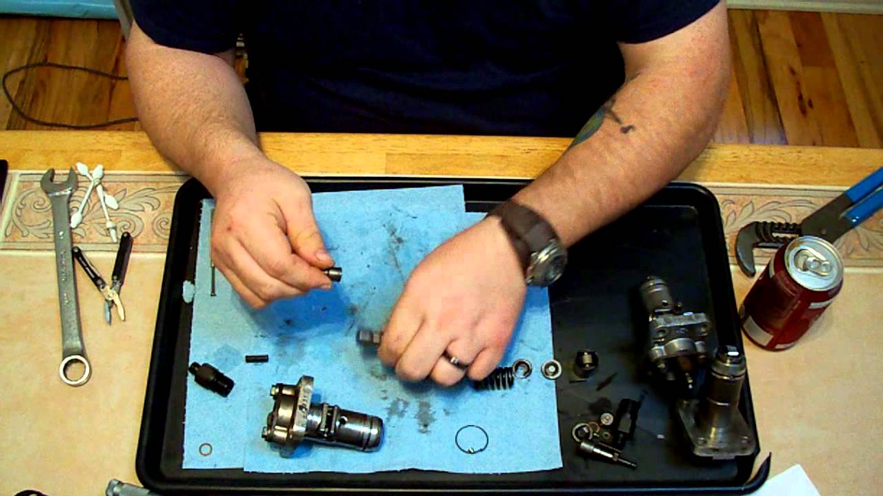 Bosch PFR type diesel injection pump teardown