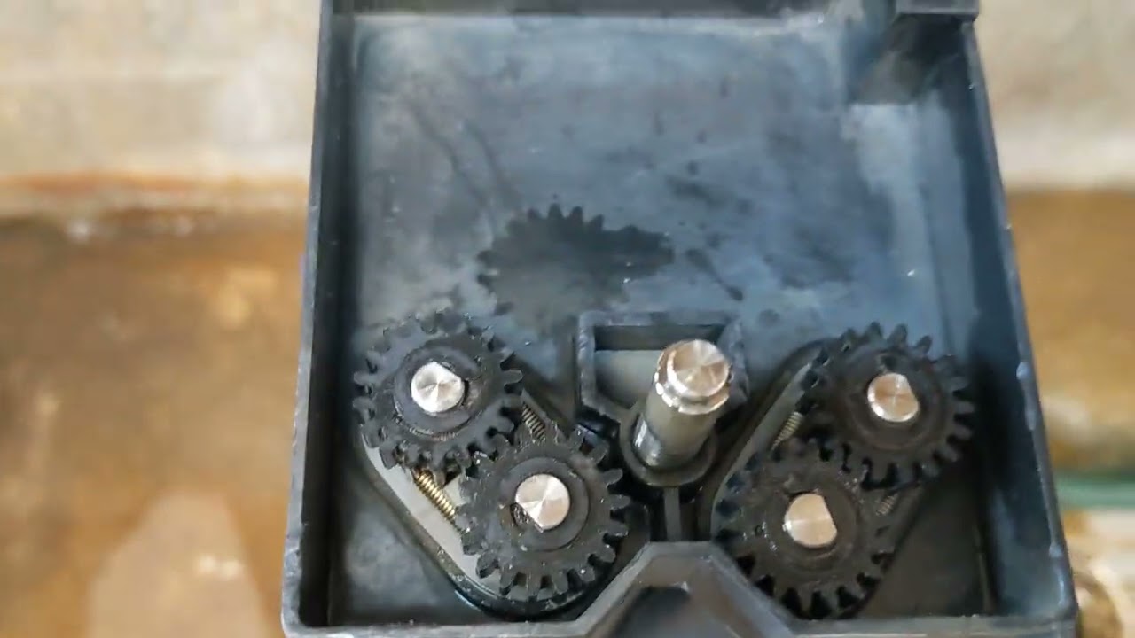 Noritsu - Loose pin on crossover