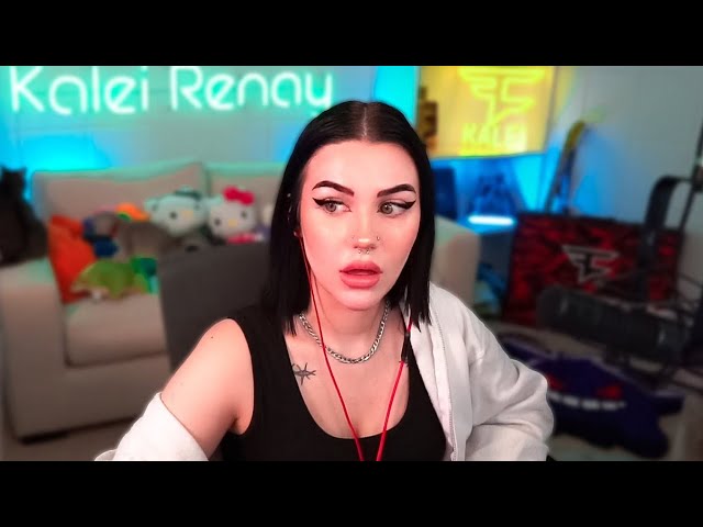 5 best female Warzone streamers