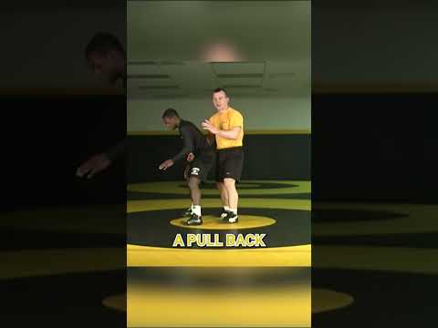 Pull Back⚡️Heel Trip⚡️ #collegewrestling #highschoolwrestling #wrestling #freestylewrestling #mma