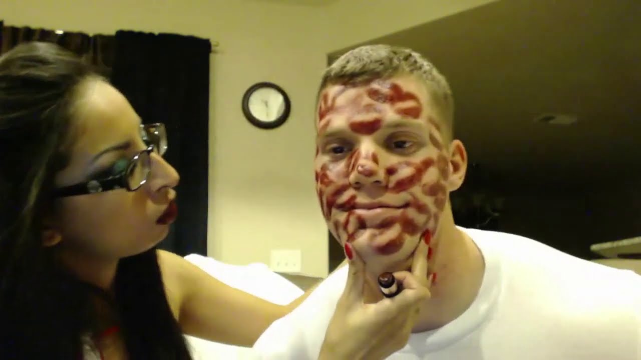 Covered in lipstick kiss marks 2💄💋💄💋💄💋 LUCKY BOYFRIEND LOL!💋💋💋💄💄💄💄口紅キス💄💋 LIPSTICK KISS ASMR