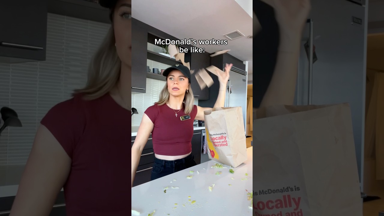 McDonald’s workers be like 😂
