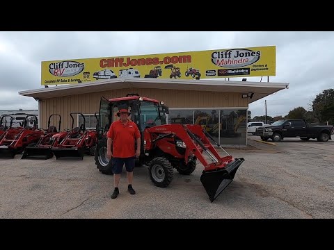 Mahindra 1600 Series 1640 HST 4WD Cab Tractor