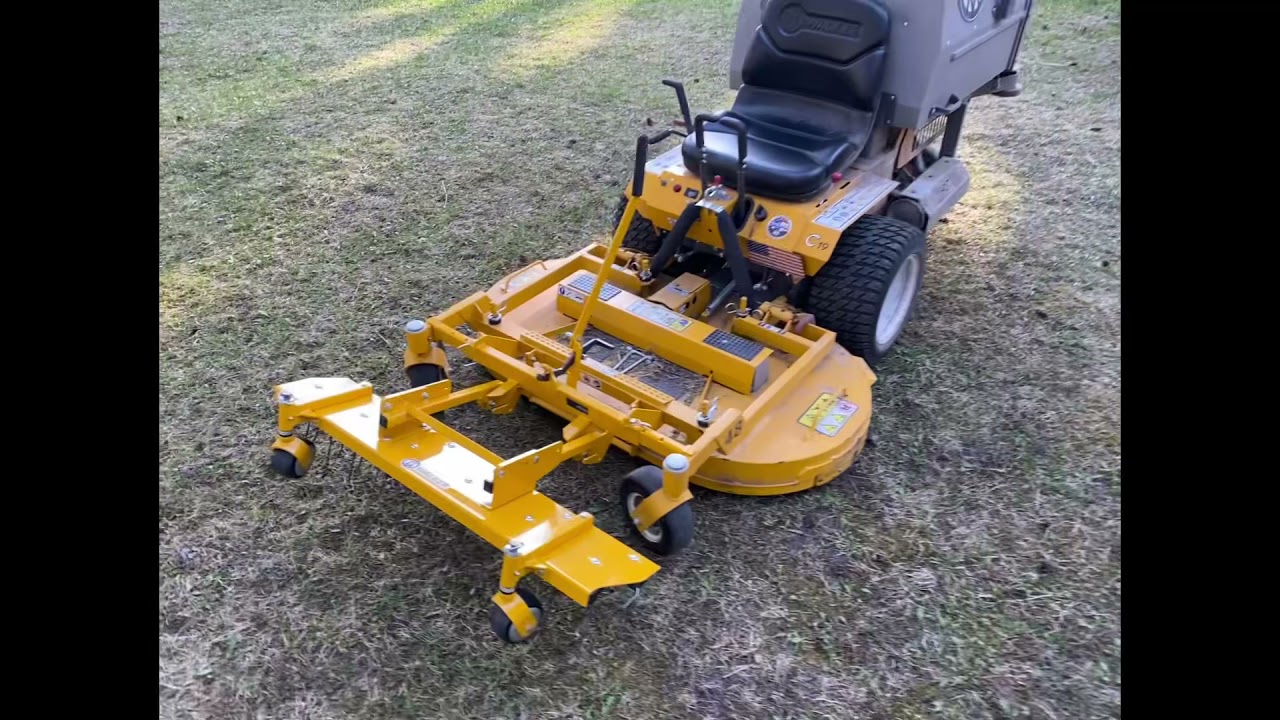 2021 Walker Mower A10 DeThatcher