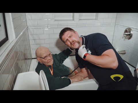 EMS Patient Lift Device Helps Providers Safely Lift Patient Out of Tub