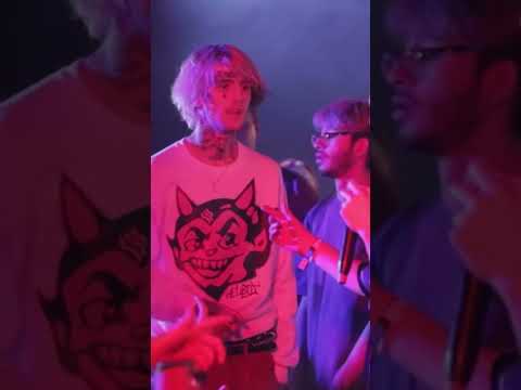 Lil Peep live - Absolute in doubt #lilpeep #peep #emorap #rap #juicewrld #crybaby #xxxtentacion