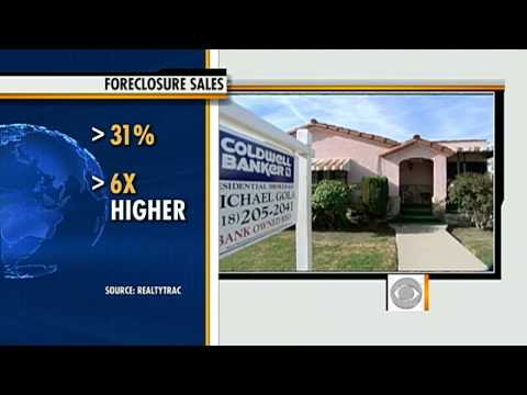 Foreclosures: Third of all home sales in 2nd qtr.